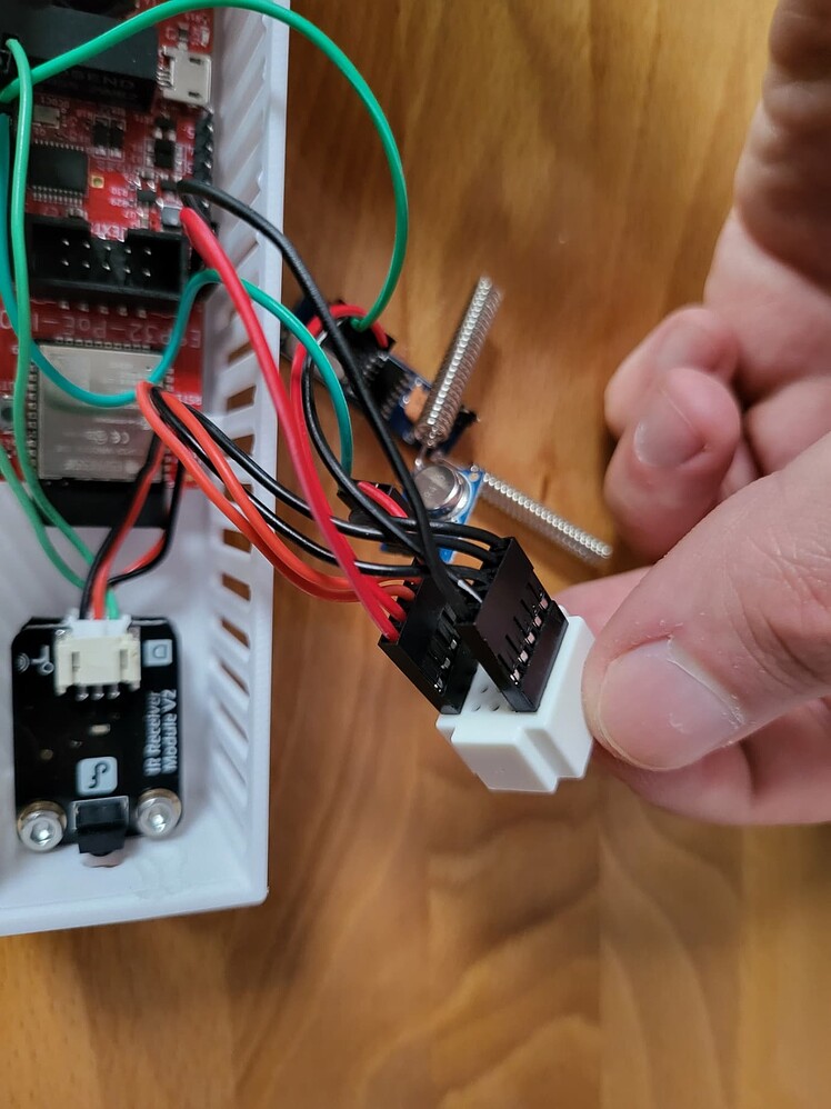 ESP32 and SRX882 - RF problem - no signals received - Radio frequencies ...